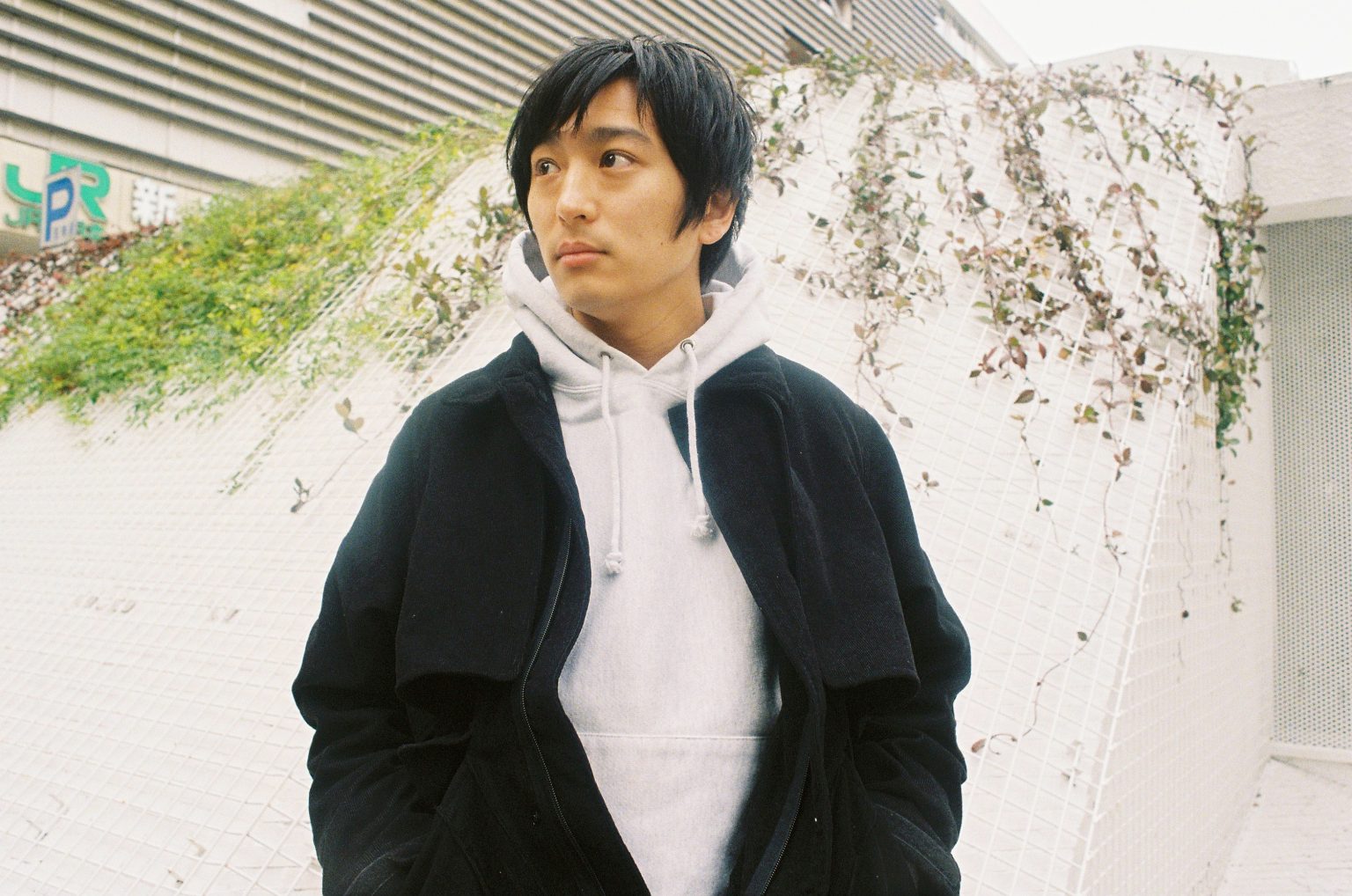 The reason why musician/actor, Yutaro Furutachi, runs none stop - TOKION