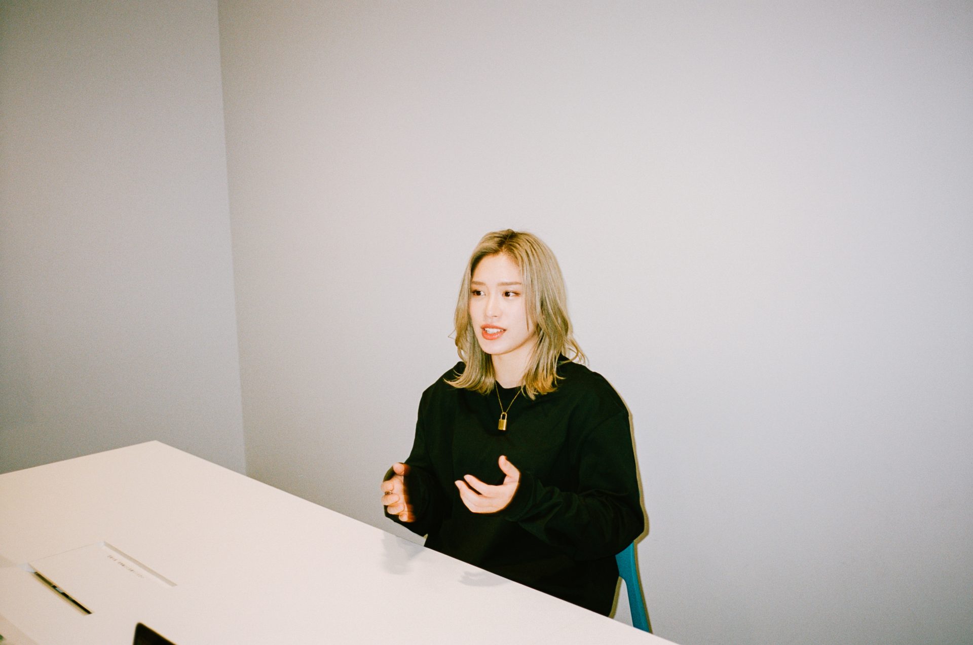 Singer acane on self-producing in the age of social media - TOKION