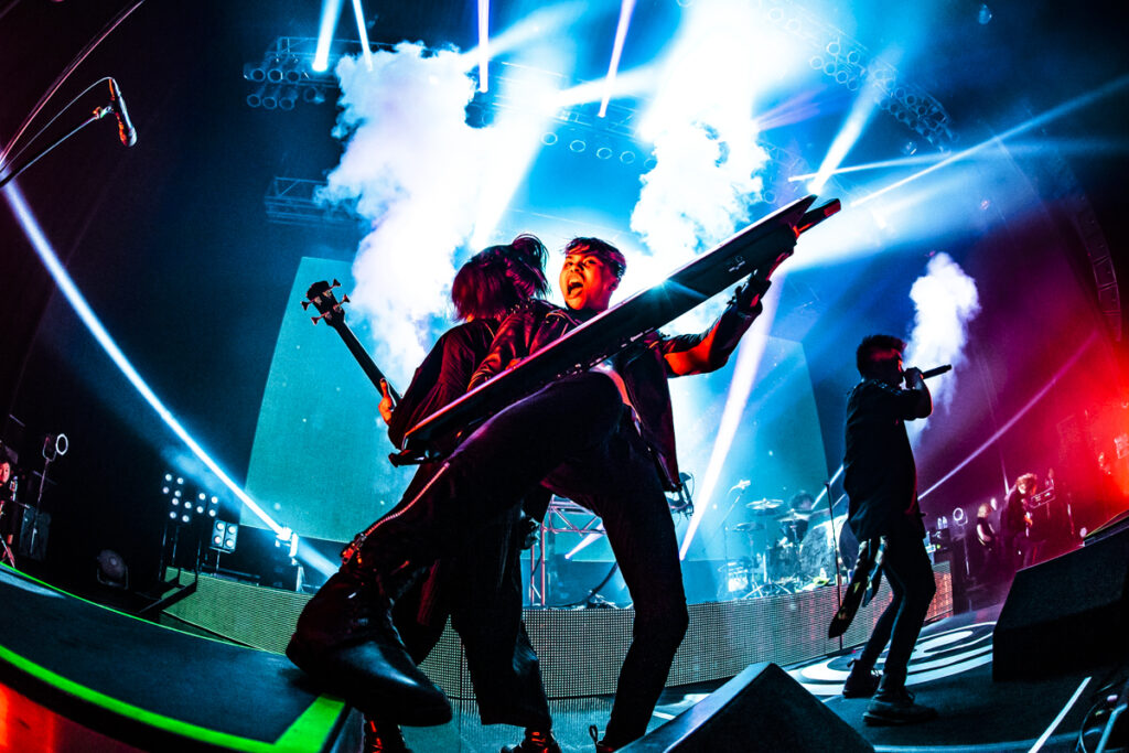 Crossfaith keeps their own stance and moves ahead powerfully even ...