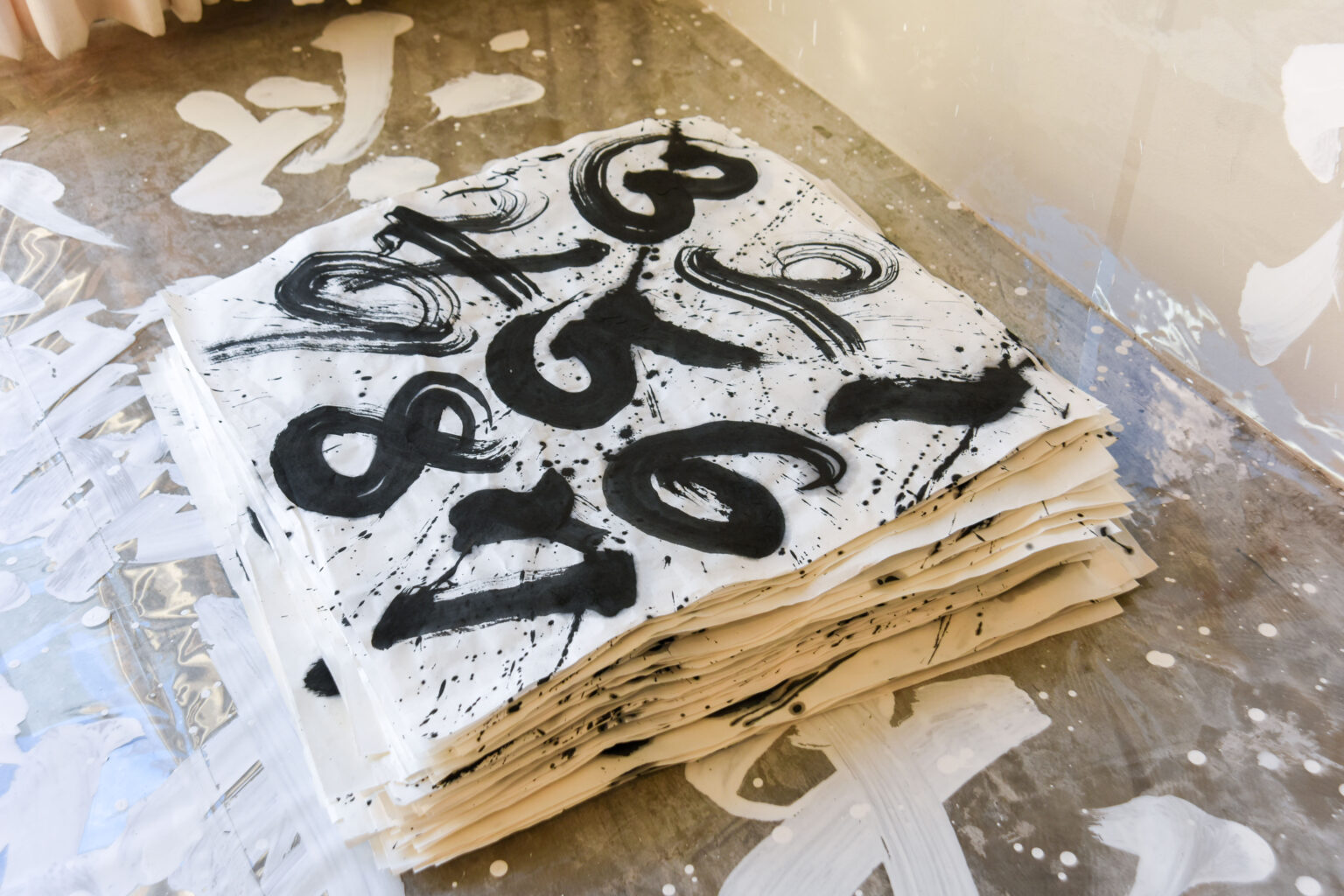 Calligrapher Mami’s Independence. On Writing Her Unique Calligraphy ...