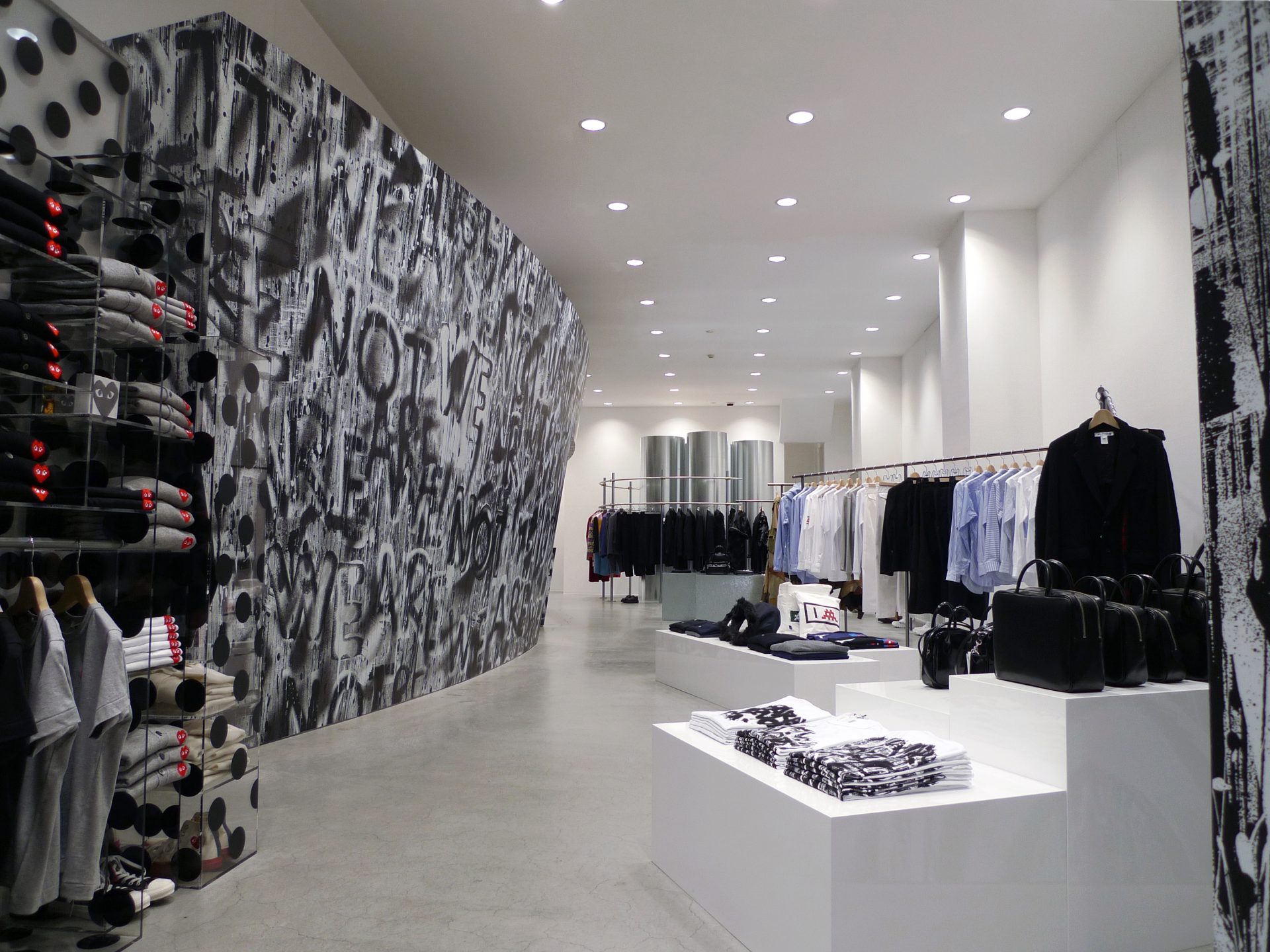 「コム デ ギャルソン」京都店がリニューアル - TOKION