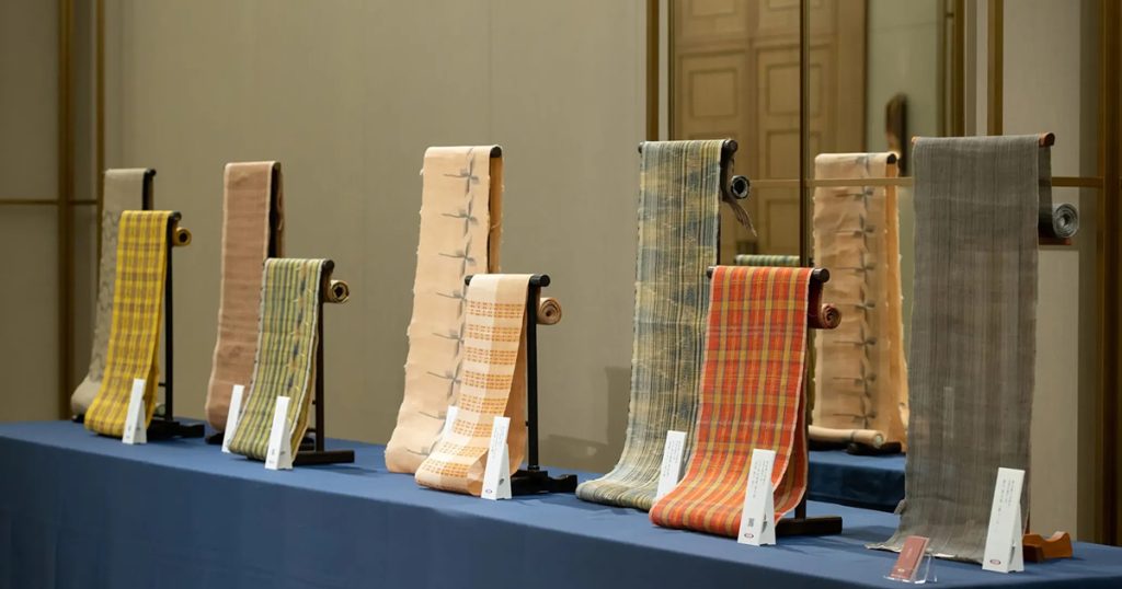 Toshiko Taira, the Master of Bashofu, is Handing Down the Beauty of ...