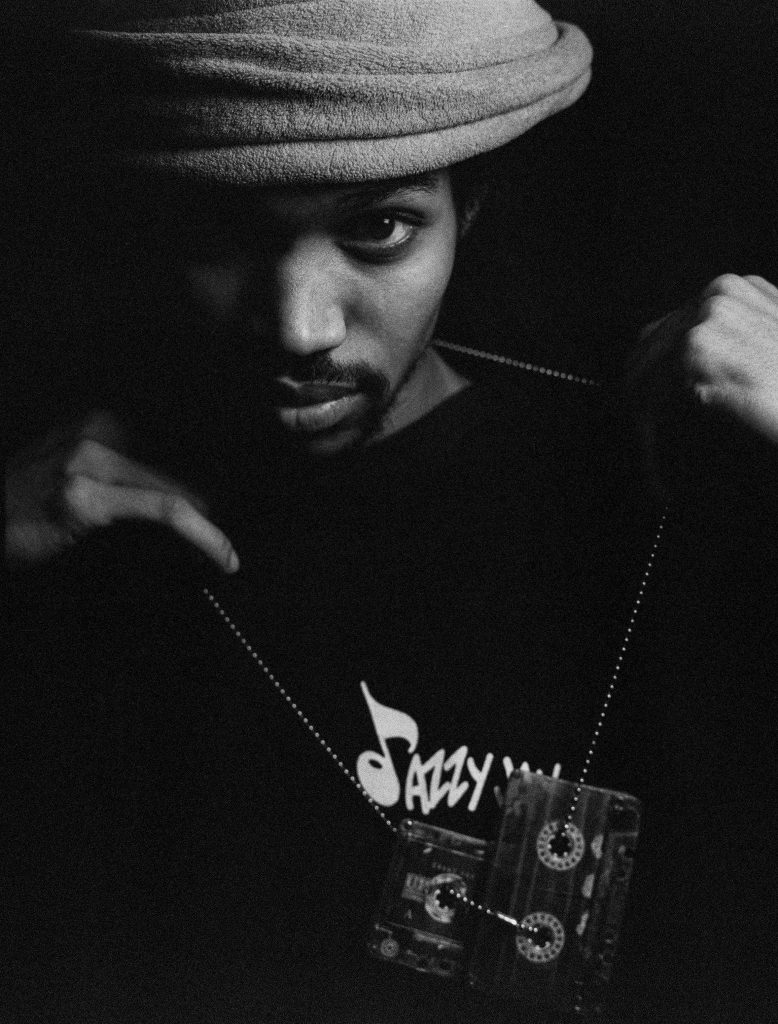 「ユニフォーム・エクスペリメント」がJazzy JayとJAZZY 5をフィーチャーしたカプセルコレクションを販売 - TOKION